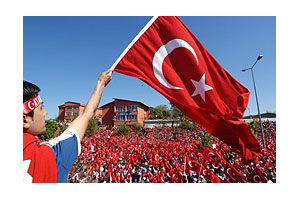 Can Secular Democracy Survive in Turkey? | Pew Research Center