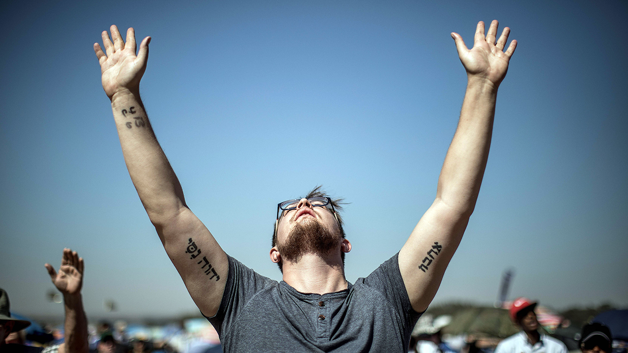 Are religious people happier, healthier? | Pew Research Center