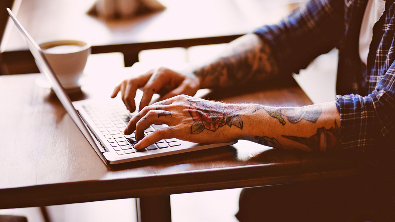 Why internet use estimates differ between surveys | Pew Research Center