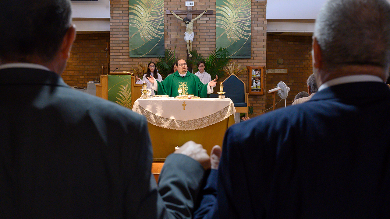 U.S. churchgoers satisfied with sermons, though content varies by ...