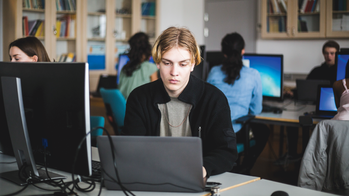 Use of ChatGPT for schoolwork among US teens | Pew Research Center