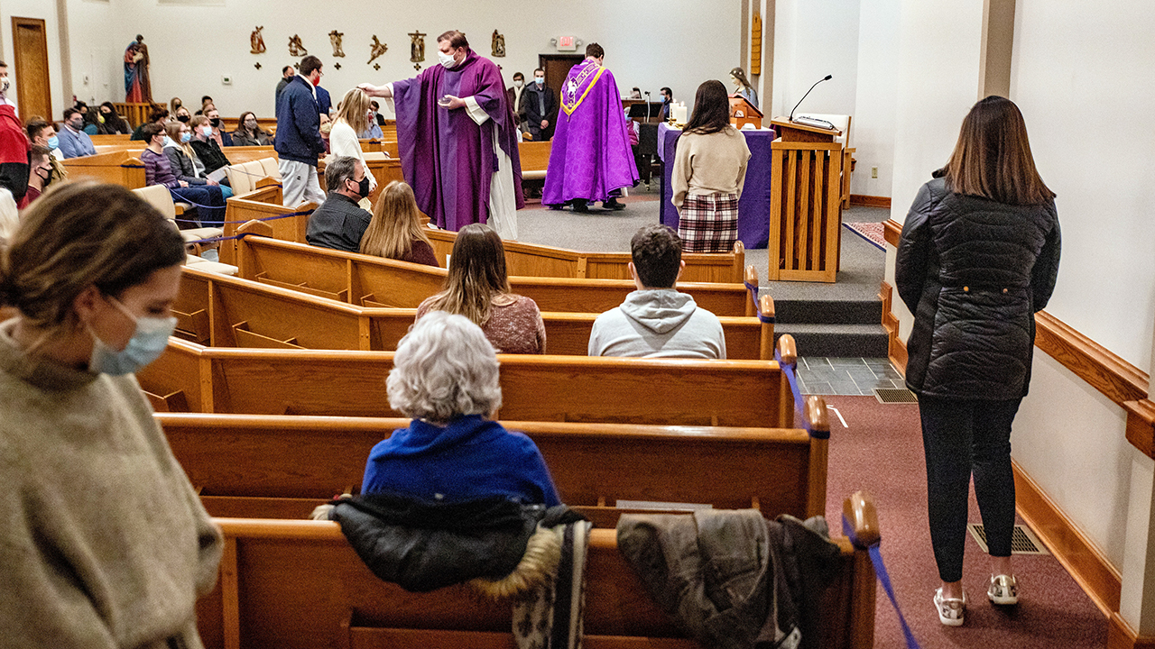 U.S. Religious Life Slowly Returns to Normal Amid COVID-19 Pandemic ...