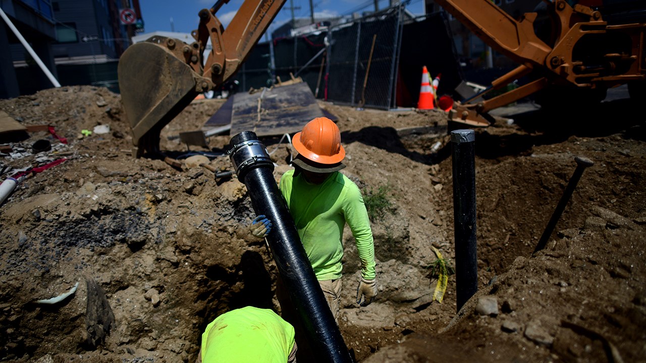 Blue-collar workers’ job satisfaction, experiences at work | Pew ...