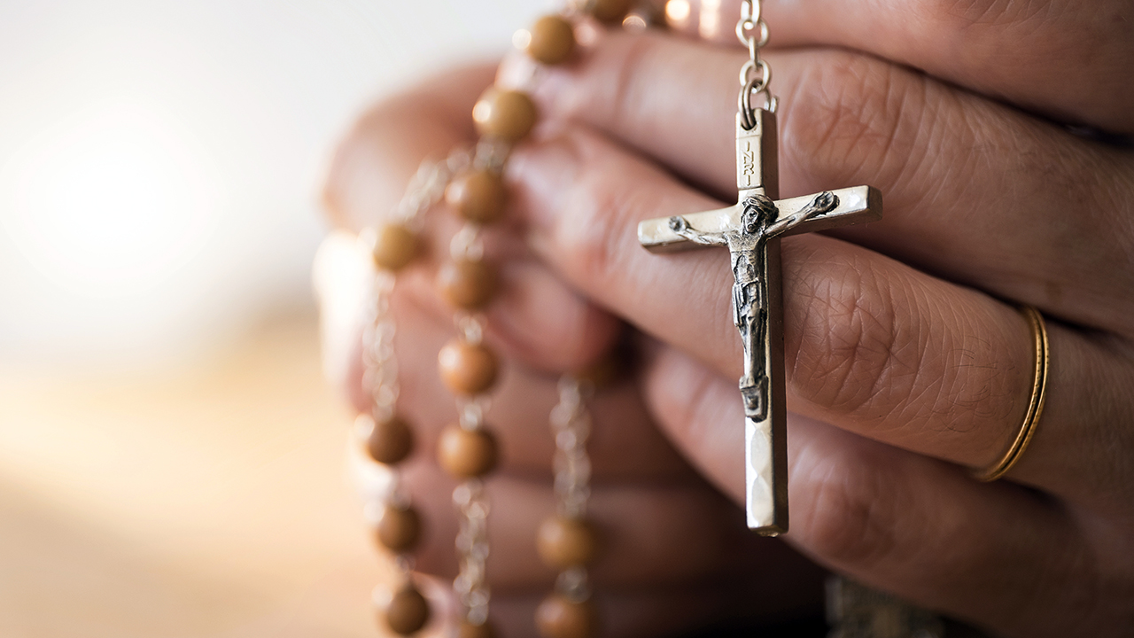 U.S. Catholicism: Connections to the Religion, Beliefs & Practices ...